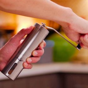 Best 5 Hand Crank Food Grinders: Meat, Coffee & More Reviews